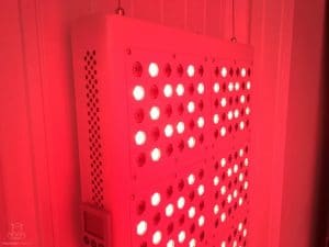 6 Science-Backed Benefits of Red Light Therapy